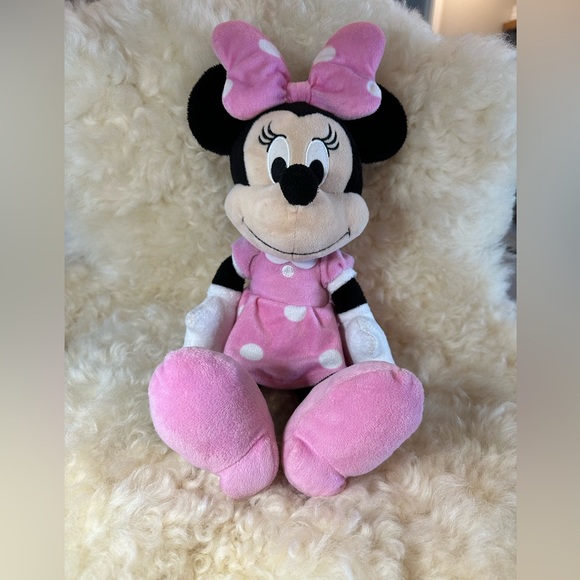 Disney | Toys | Disney Plush Toy Minnie Mouse In Pink With White Polka ...